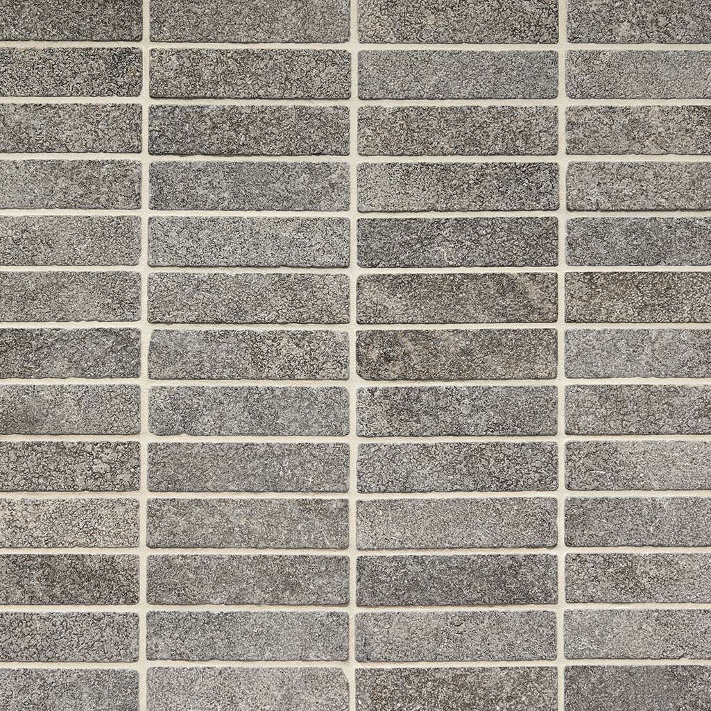 Artisan Exterior | Platina Limestone Uniform Loose Cobblestones