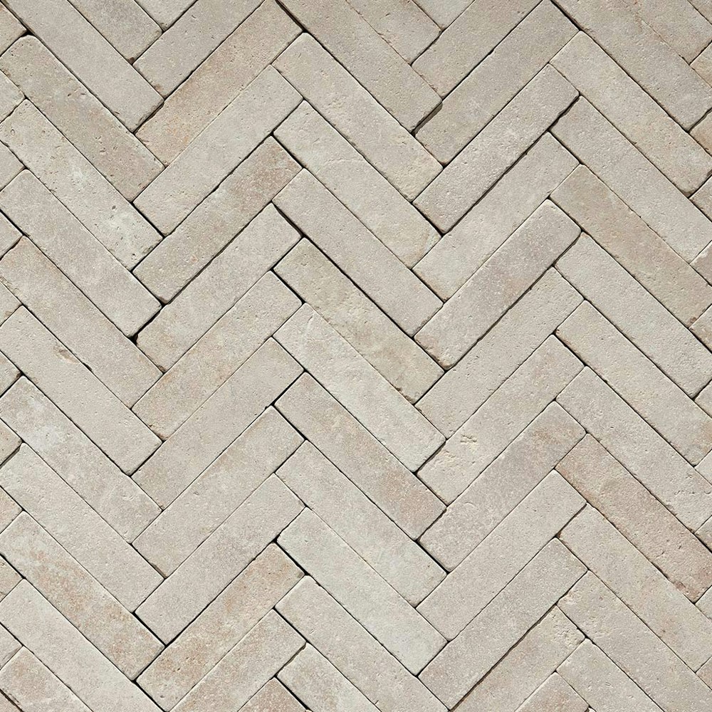 Artisan Exterior | Sokeria Limestone Uniform Loose Cobblestones