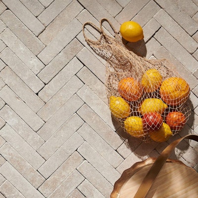 Artisan Exterior | Sokeria Limestone Uniform Loose Cobblestones