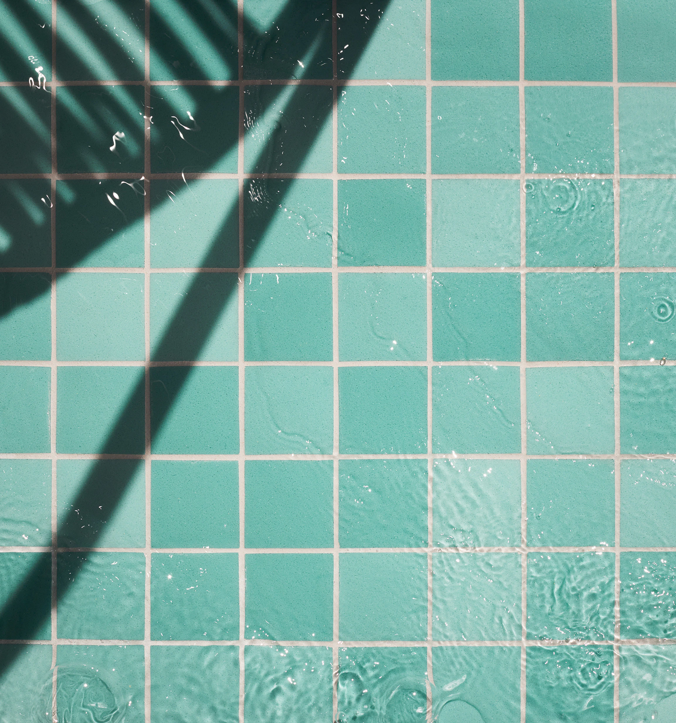 Hisbalit Siren Spanish Glass Pool Tiles | Artisan Exterior