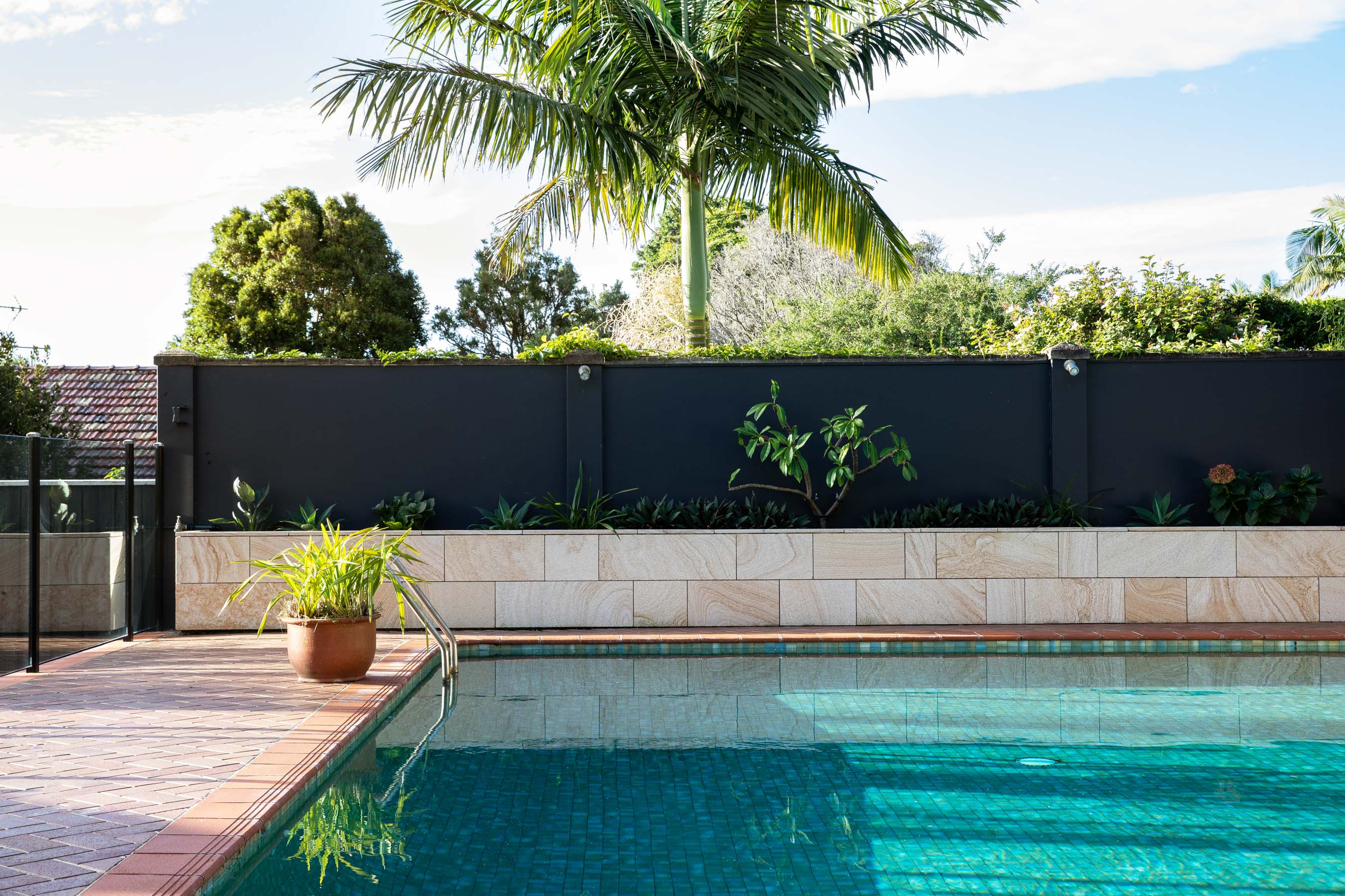 Artisan Exterior | Areia Linear Stone Wall Cladding