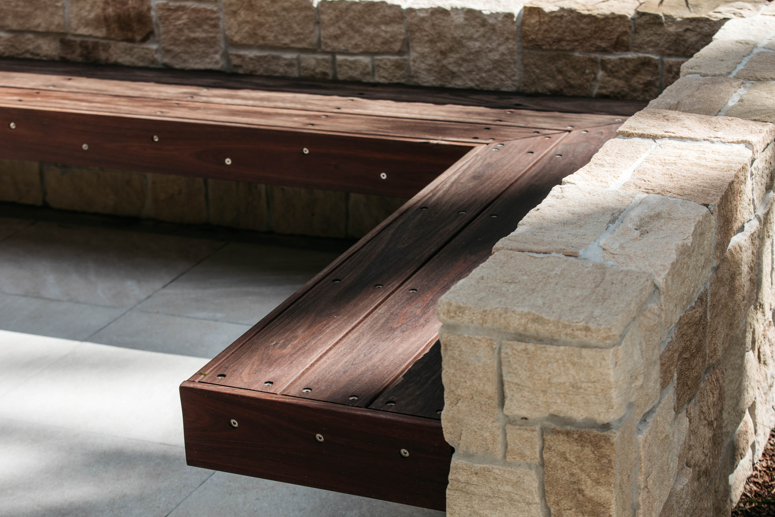 Artisan Exterior | Ridge Modular Stone Wall Cladding