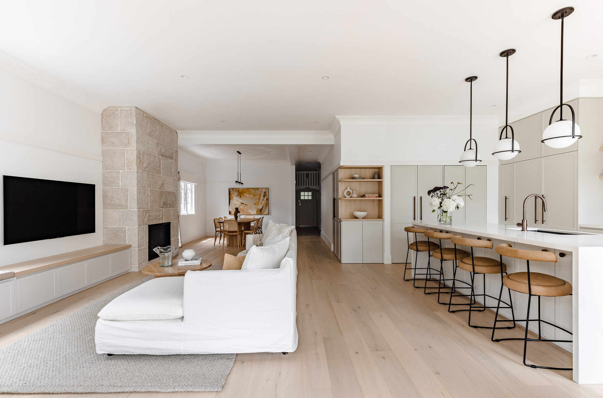 Artisan Exterior | Calcario Linear Stone Wall Cladding