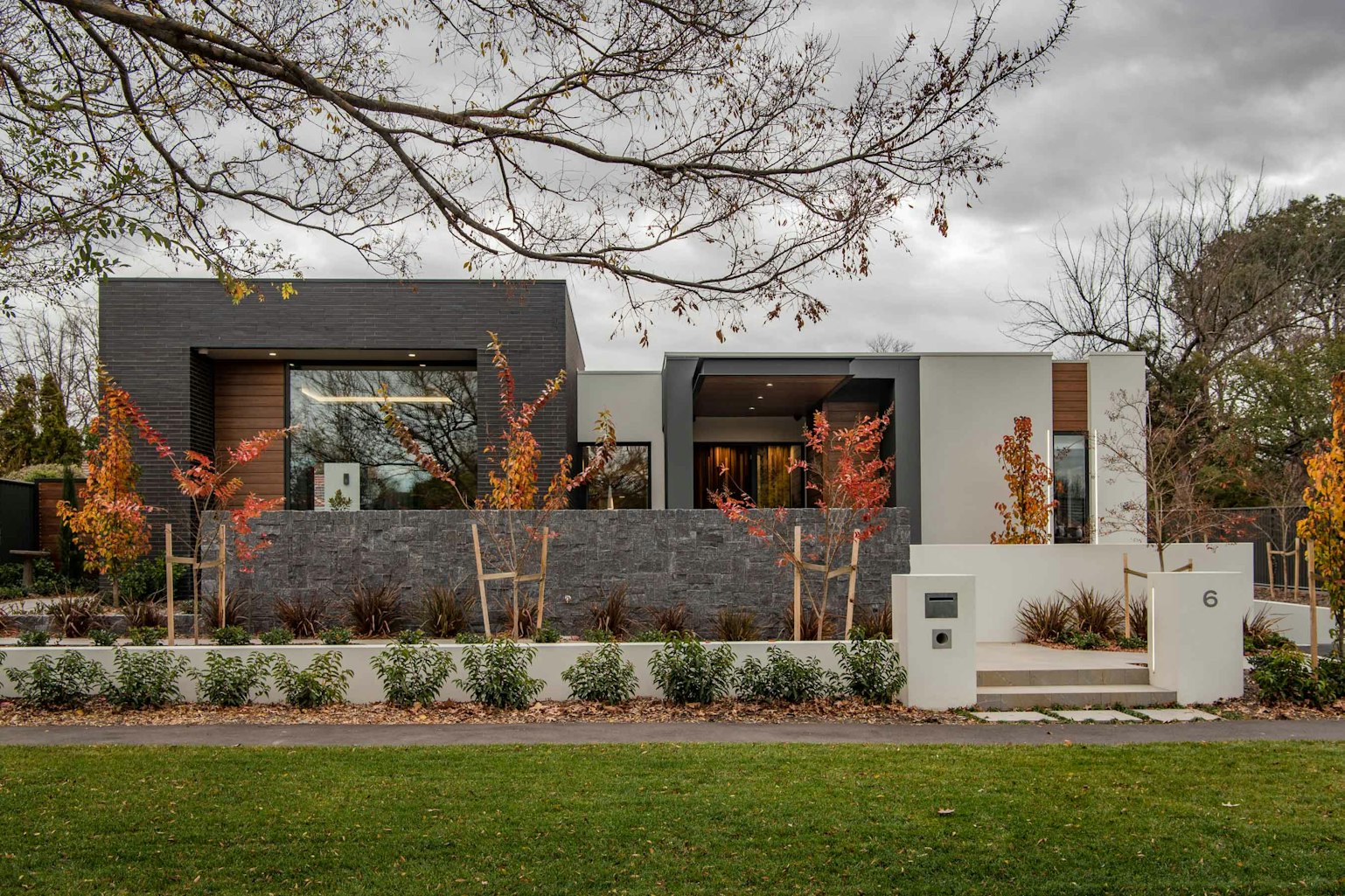 Artisan Exterior | Noir Modular Stone Wall Cladding