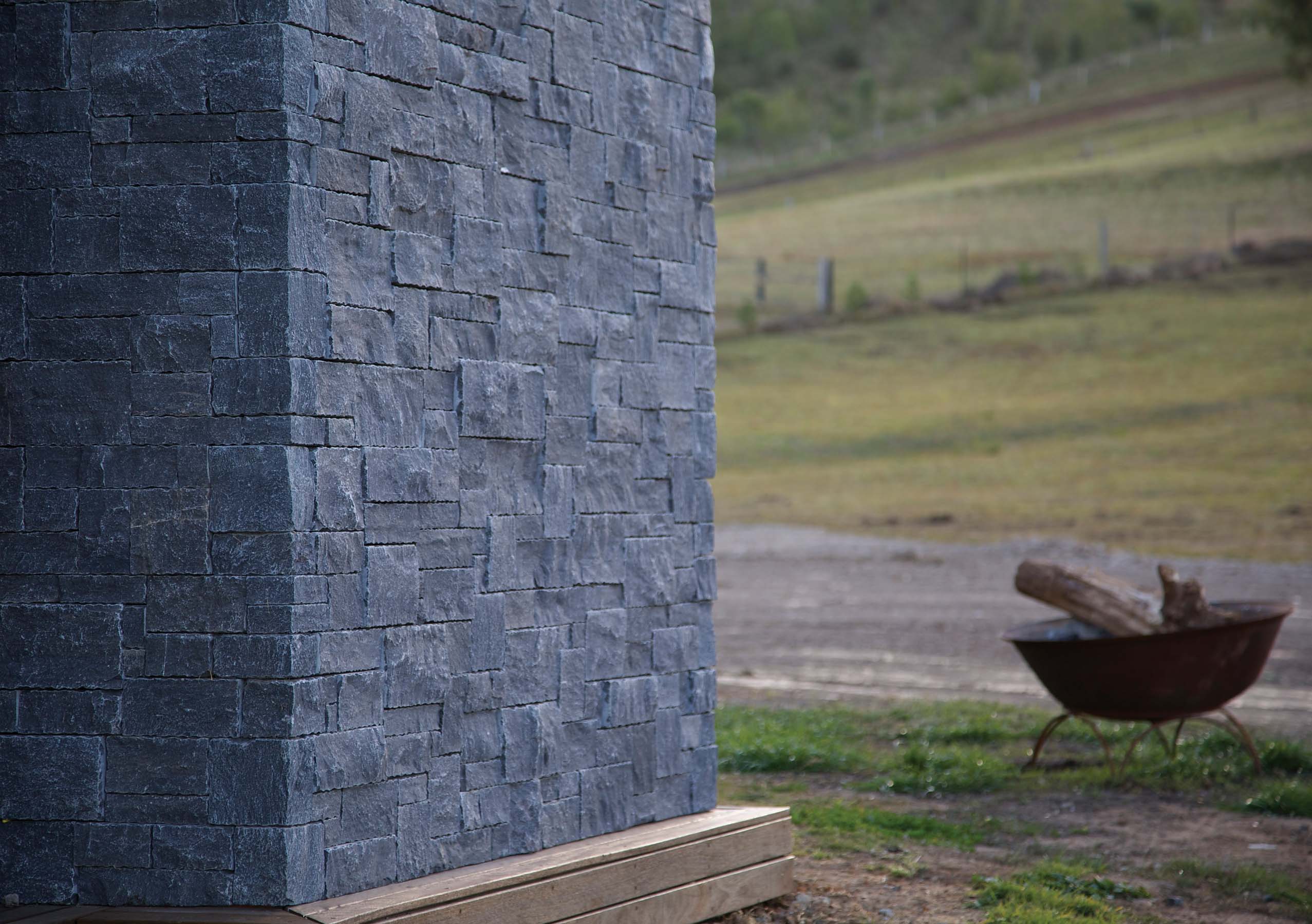 Artisan Exterior | Noir Modular Stone Wall Cladding