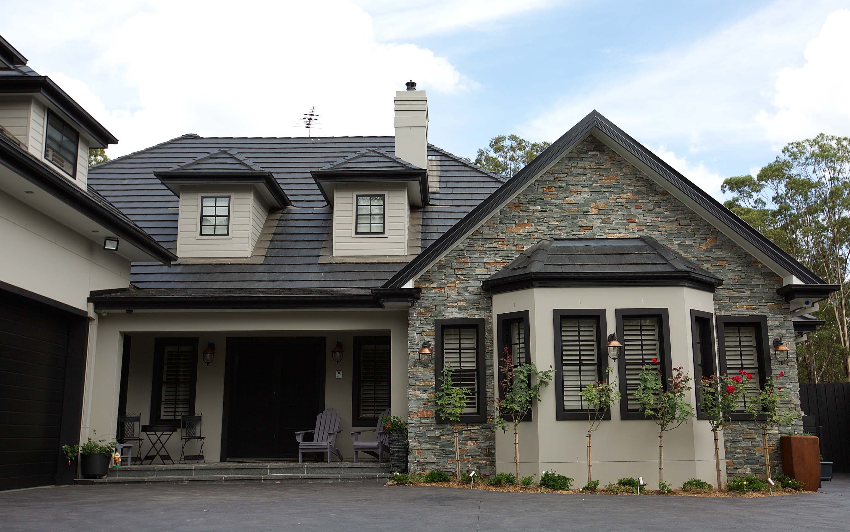 Artisan Exterior | Rustic Grey Z Panel Stacked Stone Cladding