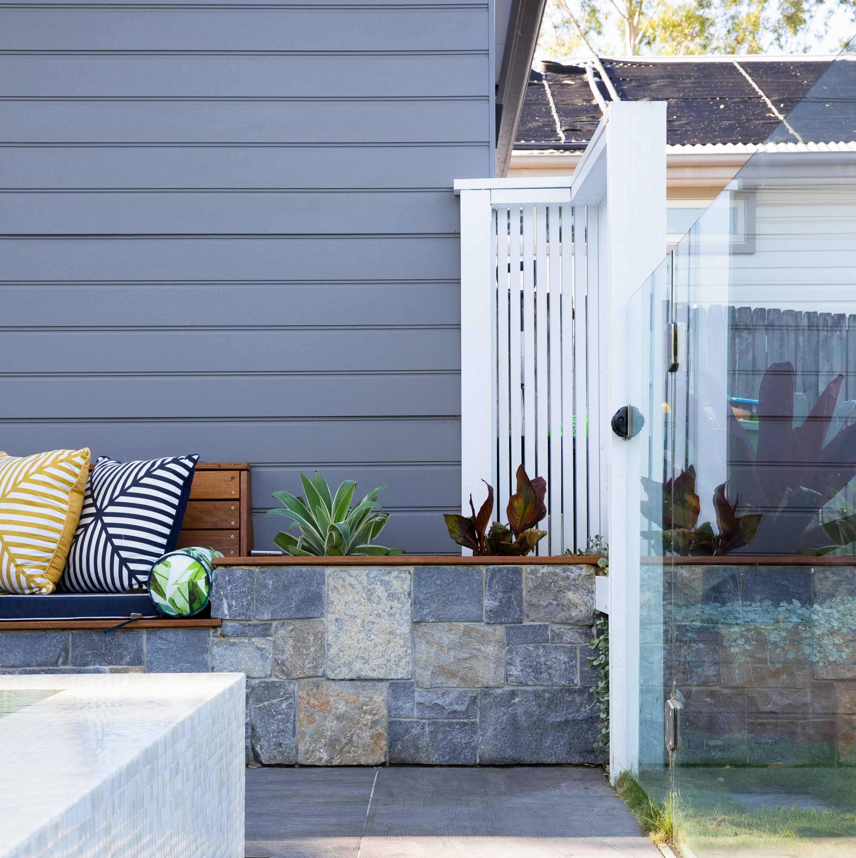 Artisan Exterior | Summit Modular Stone Wall Cladding